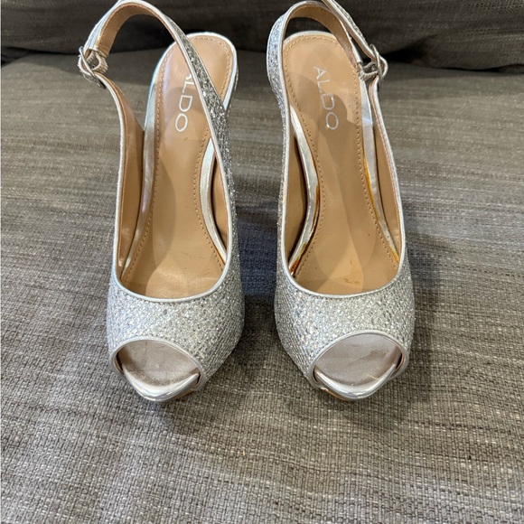 Aldo | Shoes | Aldo Silver Glitter Peeptoe Slingback Heels Only Worn 2 ...